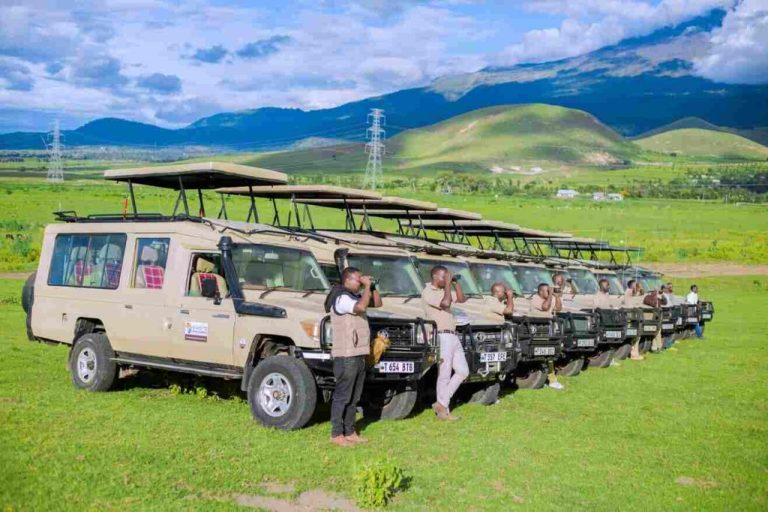 How to Say Hello in Tanzania (Swahili) | Kiwoito Africa Safaris